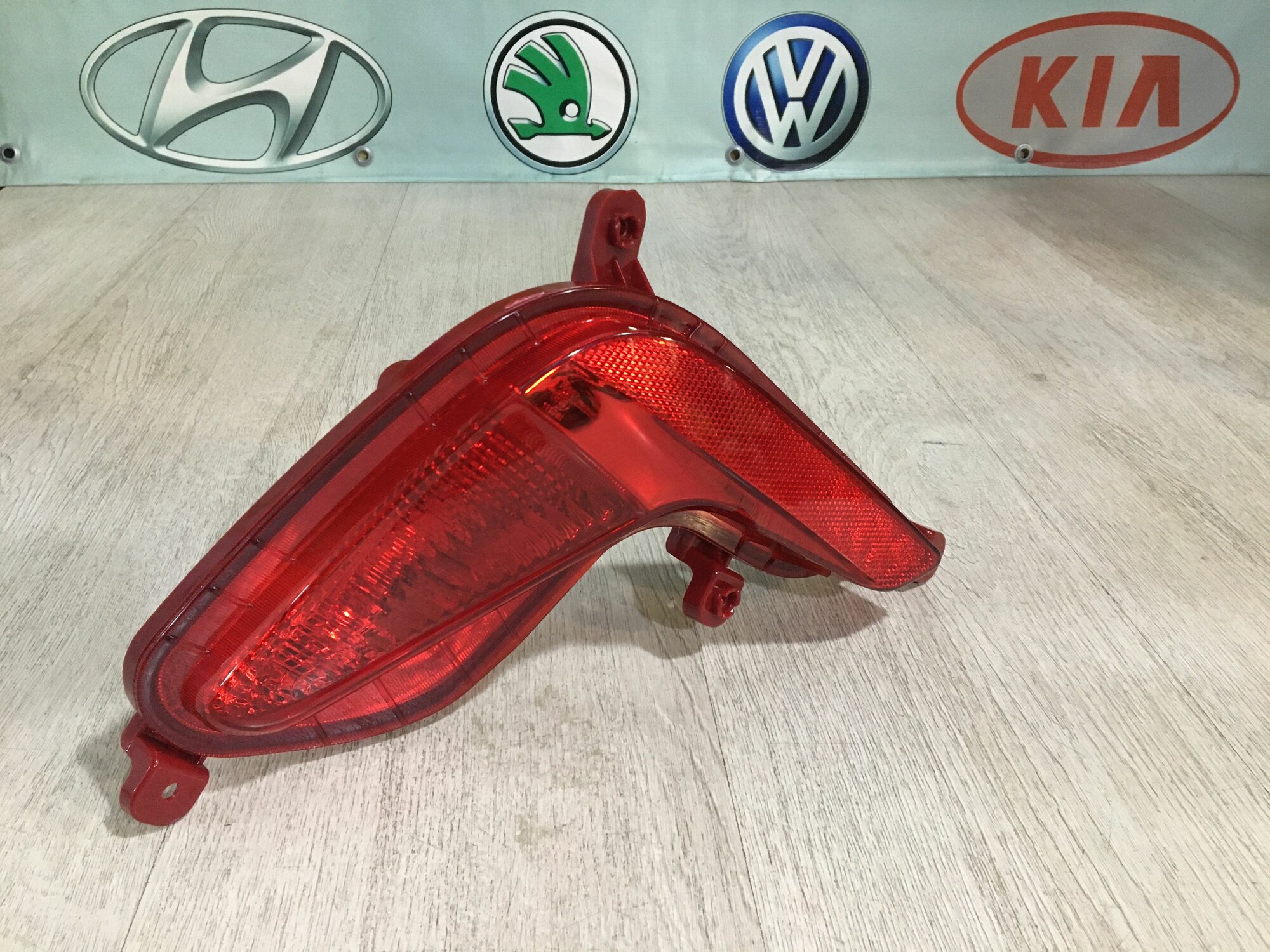 Фара противотуманная задняя левая ПТФ фонарь в бампер Киа Рио 4 Rio 2017-2020