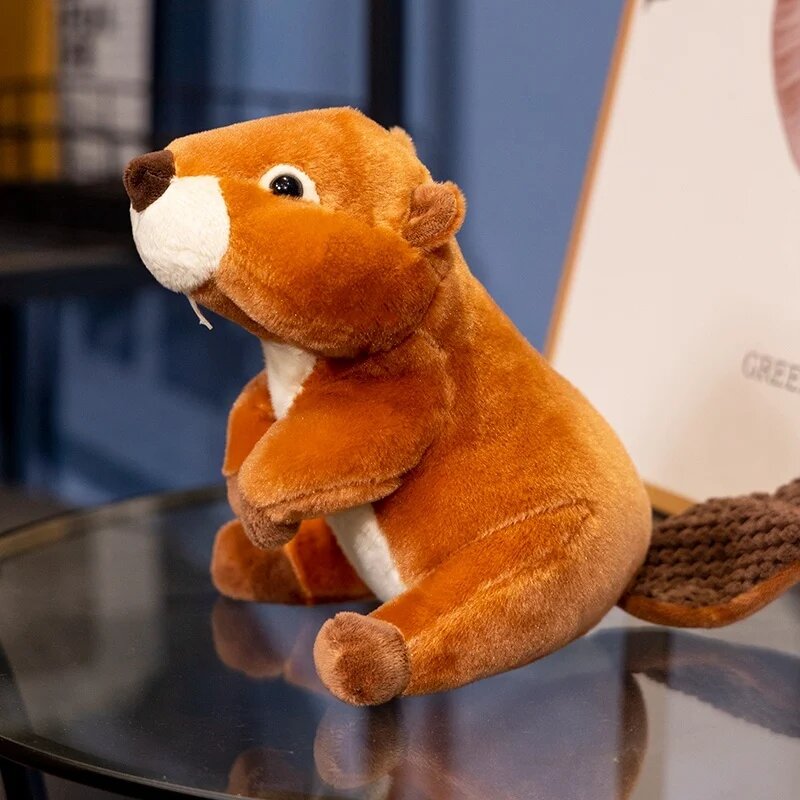 Новая имитация сидящего бобра, плюшевая кукла, мультяшная пушистая игрушка-бобер для детей, прекрасный подарок на день рождения, Рождество, декор кукольной комнаты