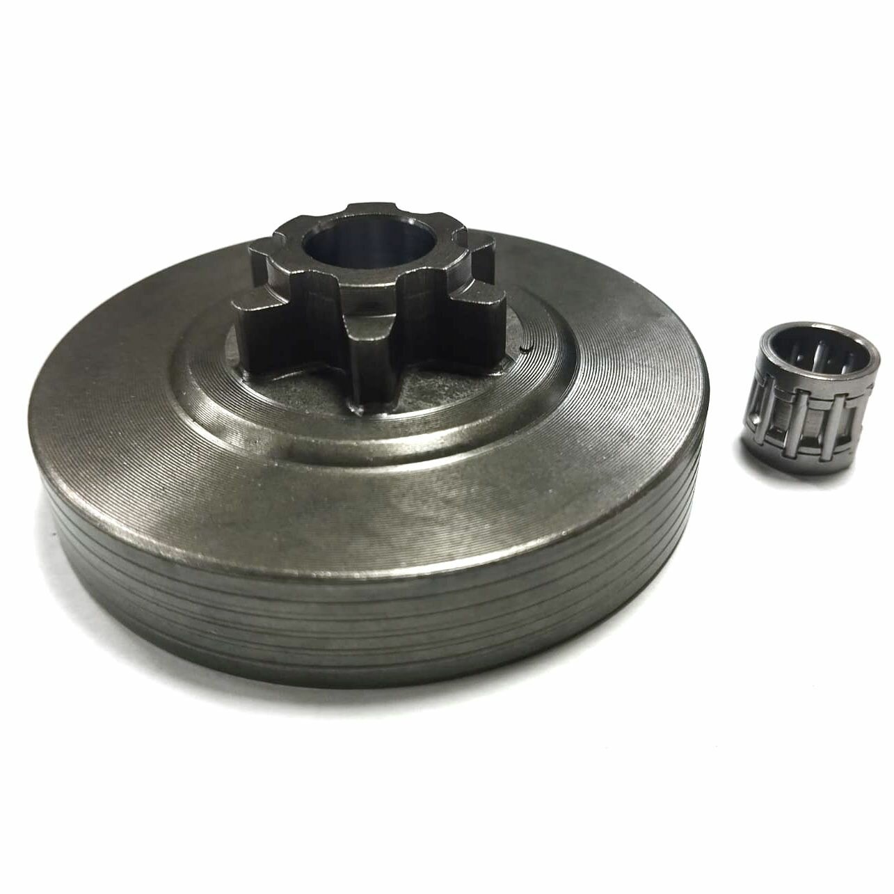 Звездочка ведущая (барабан сцепления) 3/8"- 6 зубьев, подходит для китайских бензопил 38-42 см/куб, Champion 137/142/237/241, Partner 340-360S, литая + подшипник