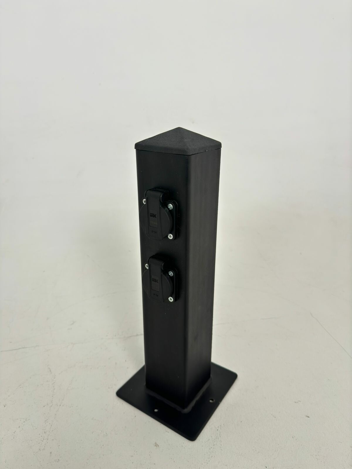 Уличный блок розеток Palisad IP44, открытая установка, черный