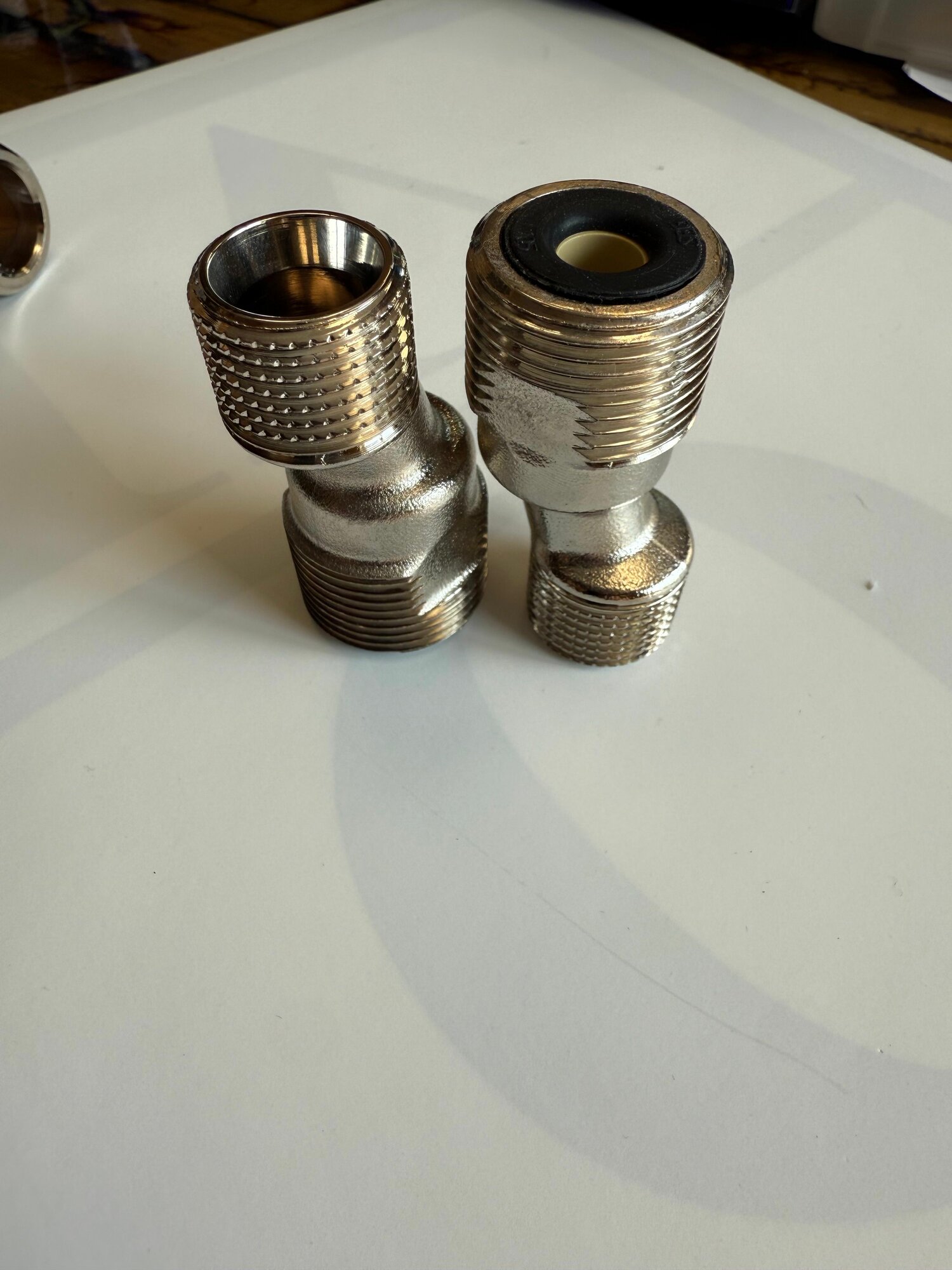 Эксцентрик для смесителя 56 мм, 3/4 на 1/2 с антивибрационной ставкой, в комплекте 2 шт. Grohe 12075000