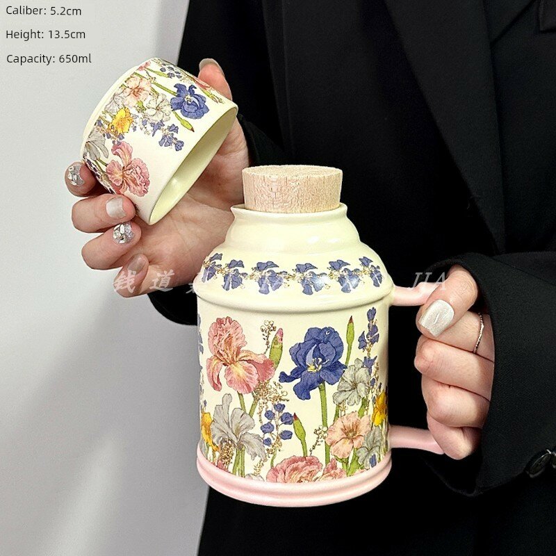 Керамический чайник и чашка в ретро-стиле, украшенные цветами, оригинальный дизайн, нишевый дизайн с элементами