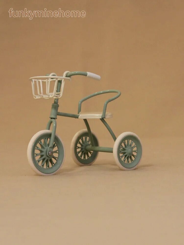 1: 12 Миниатюрный симуляционный железный трицикл для OB11 BJD Детский кукольный домик