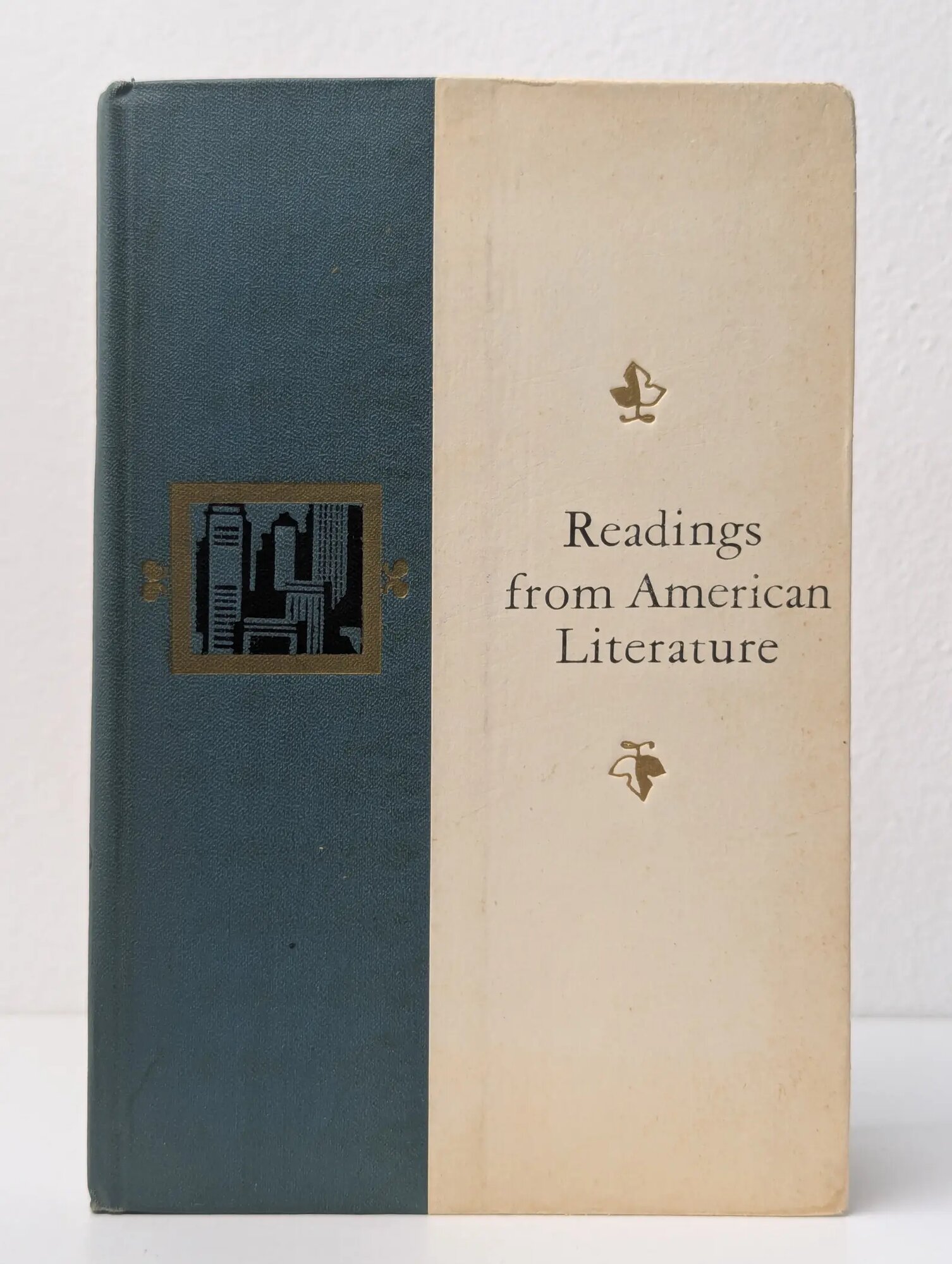 Readings from American Literature. Хрестоматия по американской литературе. 10 класс Михальская Нина Павловна (ред.) 1972
