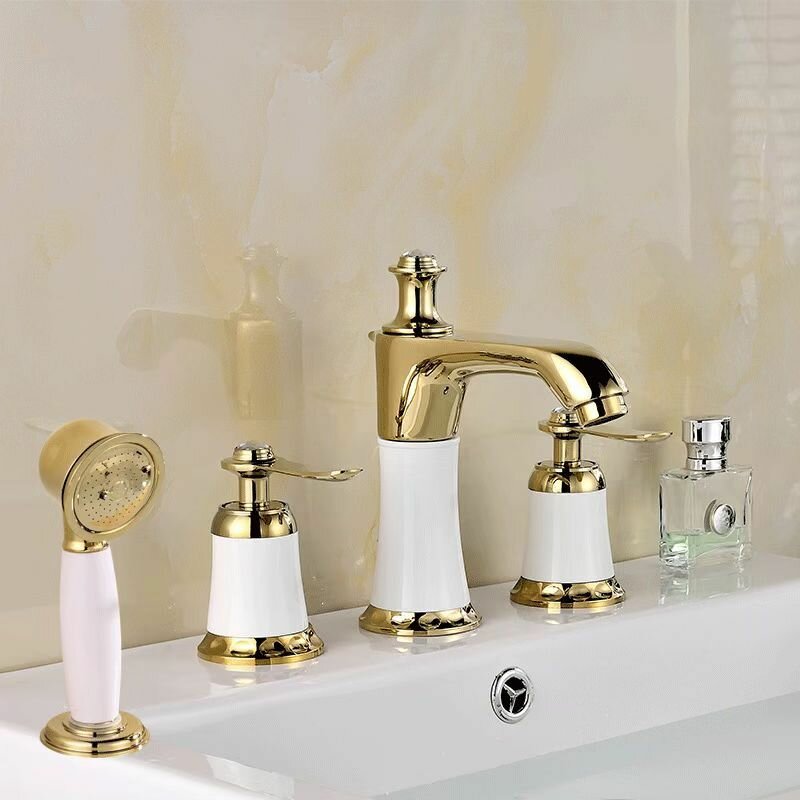 Смеситель для раковины в европейском стиле с трехотверстным основанием из чистой меди, комплект из трех частей для ванной комнаты, разделенный смеситель для холодной и горячей воды