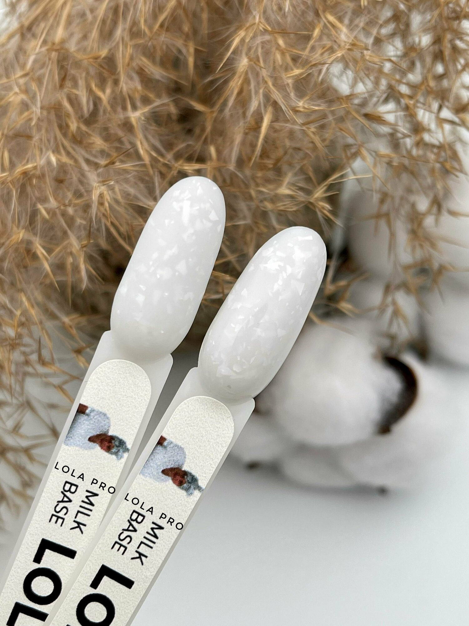 Lola Pro. Молочная база для ногтей, основа для гель-лака.