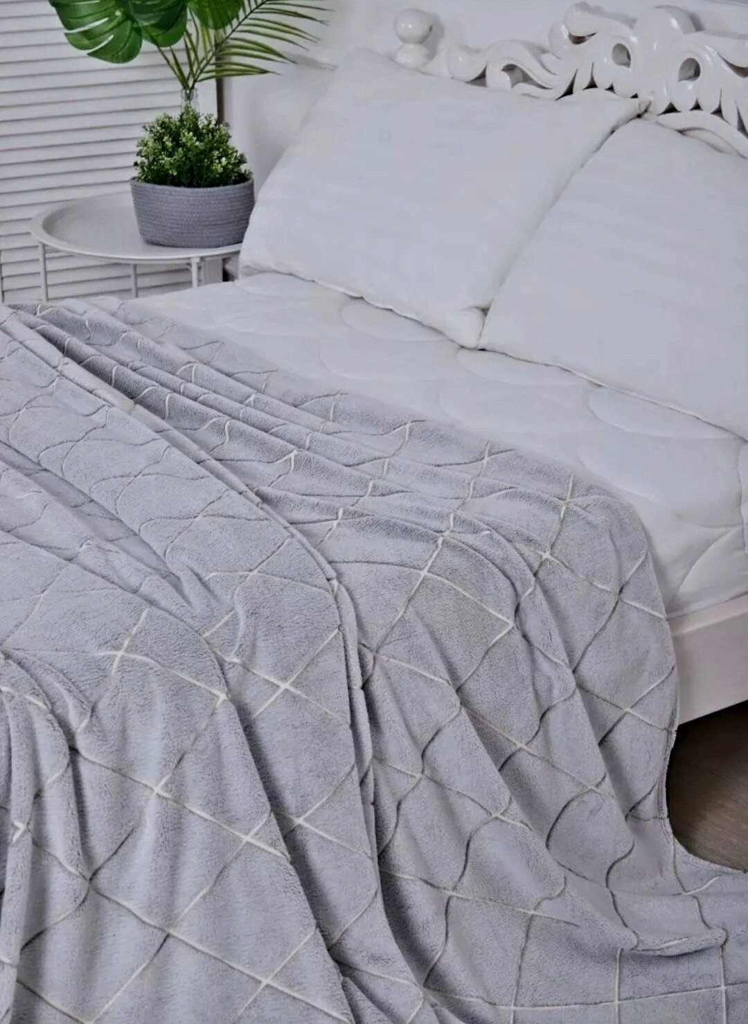 Плед плюшевый Lusnug 200 х 220 см, клетка, серый