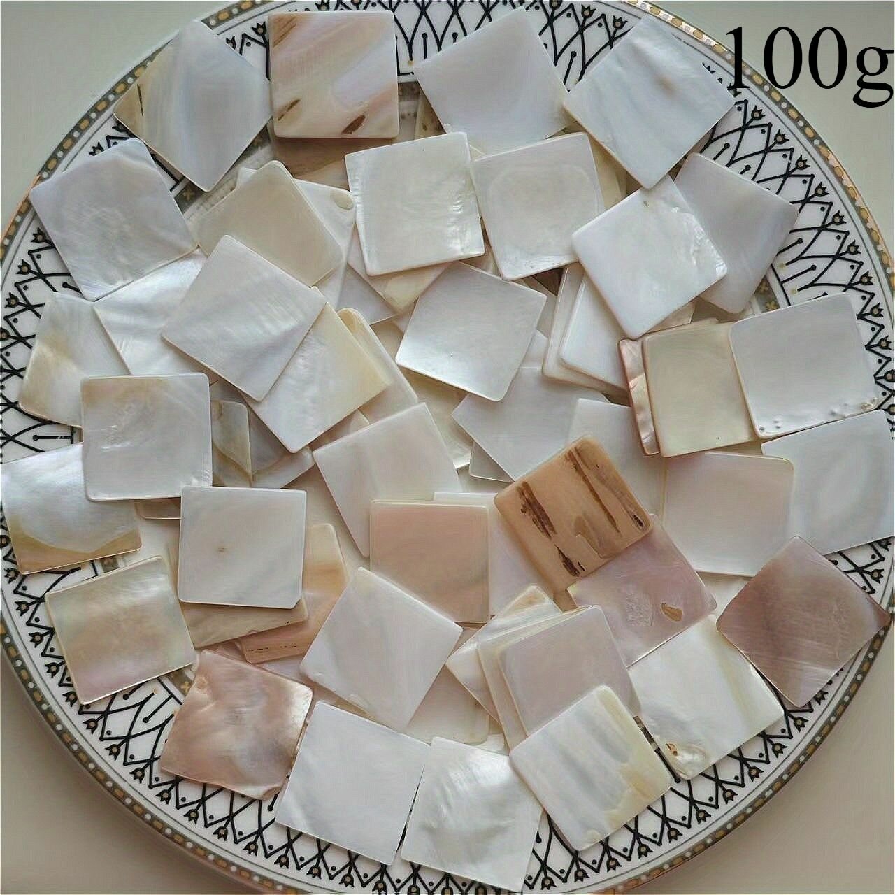 Натуральная перламутровая плитка, 100 г, предварительно нарезанная. Формы: прямоугольная, сферическая, двойной слой. Цвета: белый, пастельные. Для стен, столешниц, фартука, душа