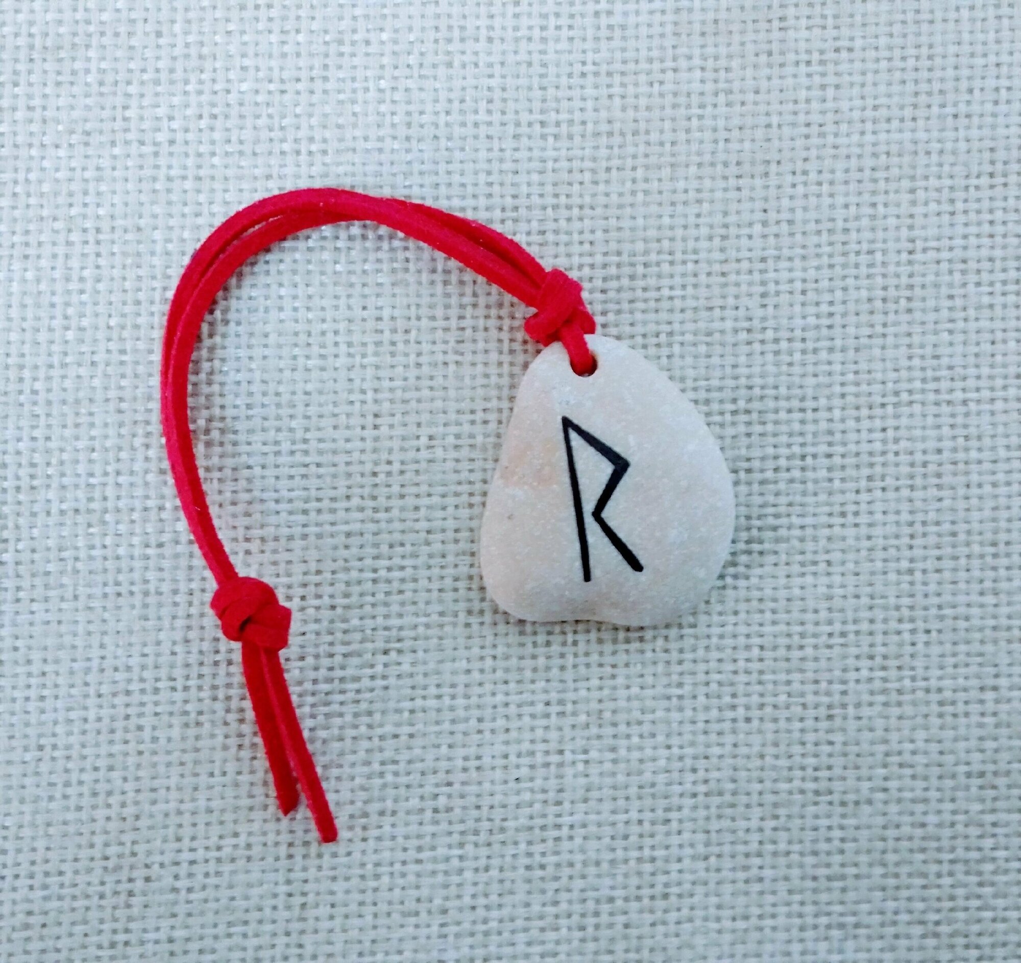 Женский оберег в автомобиль /защита на дороге /талисман для отличного вождения