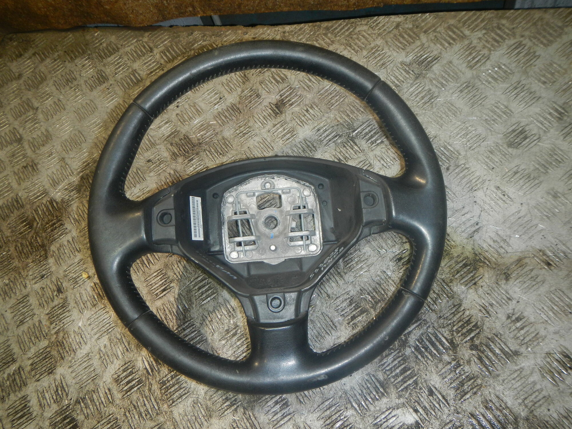 Б/У Рулевое Колесо Для Air Bag, Peugeot (Пежо)-408 (12-) Peugeot 408 (12-) Потертости. 533028 Peugeot-Citroen арт. 96598...