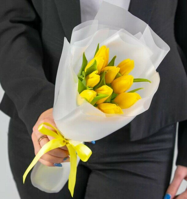 Букет Well Flowers, 11 Тюльпанов, Желтые, 40см, XXL, букет свежих цветов