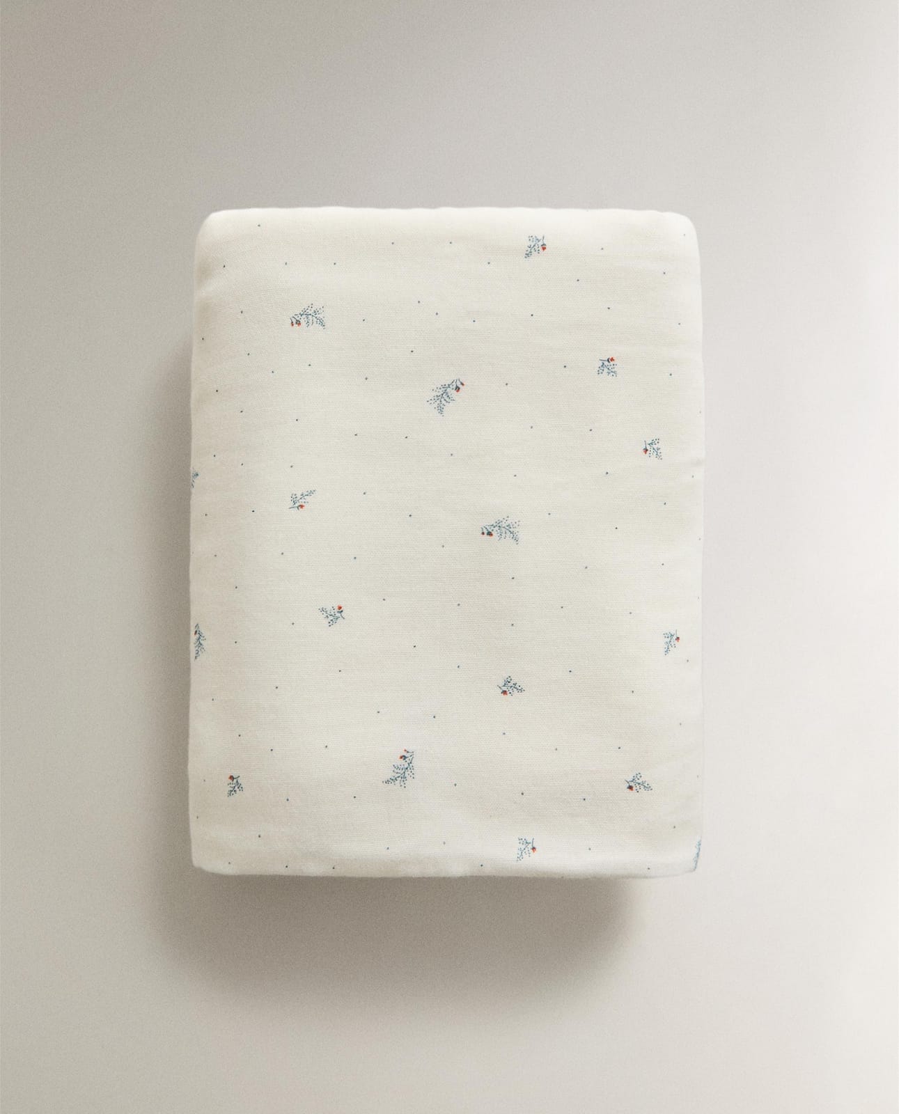 Полотенце для ванной Zara Home для младенцев с цветочным узором, экрю, 50 x 90 см 5674/013/712-35