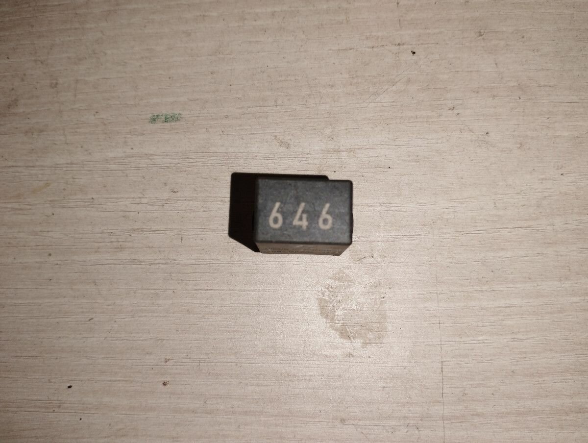 Реле 646 Audi A1