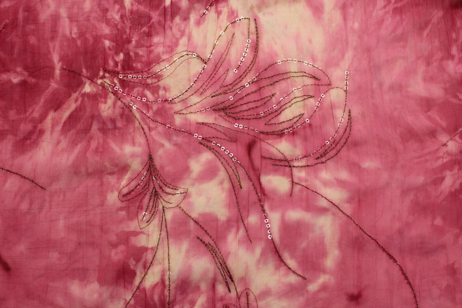 Ткань Шифон с вышивкой и пайетками розово-молочный, ш120см, 0,5 м