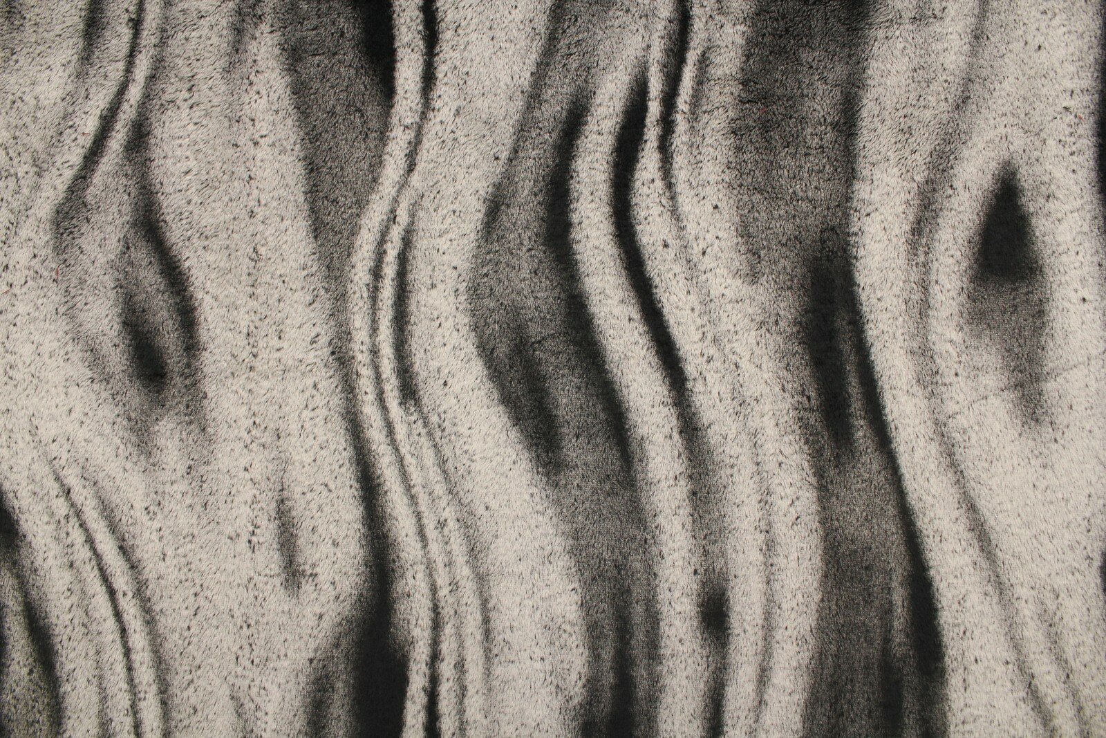 Ткань Мех искусственный чёрно-кремовый, тонкий, 700 г/пм, ш150см, 0,5 м