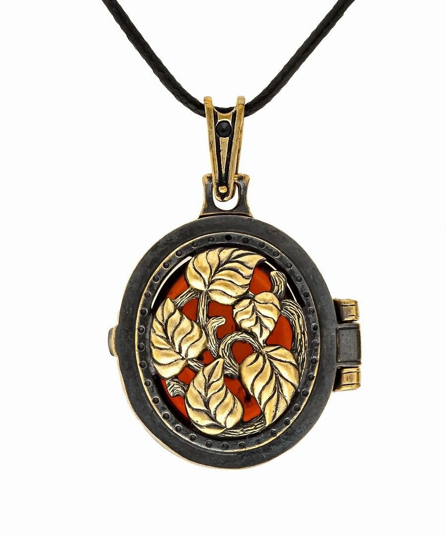 Подвеска, янтарь