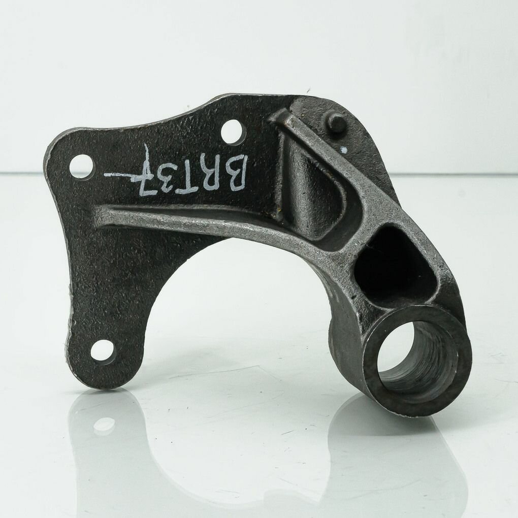 Кронштейн задней рессоры задний ISUZU ELF, вид 1, AUROCHS (левый, без сайленблока)