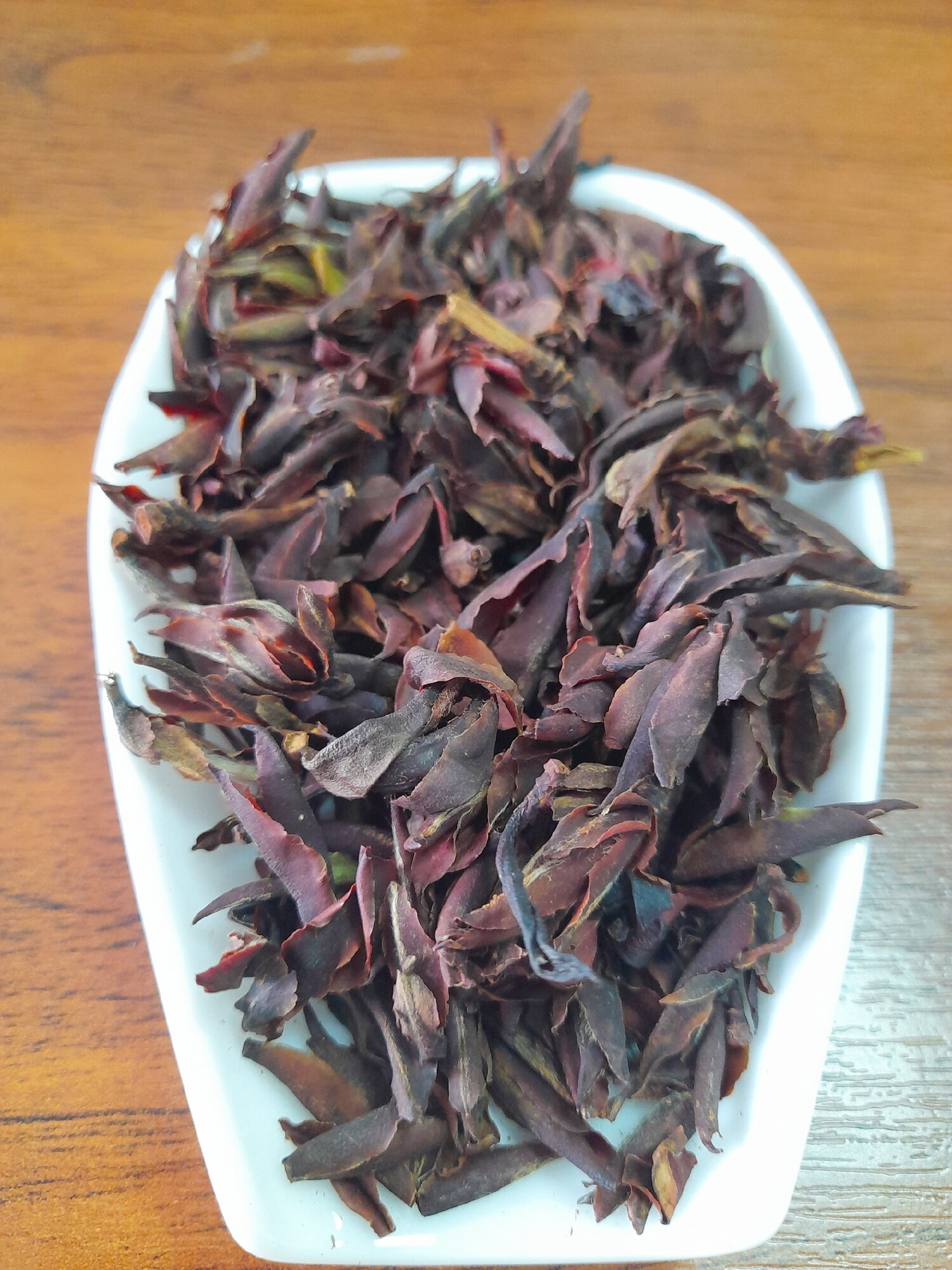 Хун Ча Я бао (Красные чайные почки с пуэрных деревьев) Вес: 50 гр