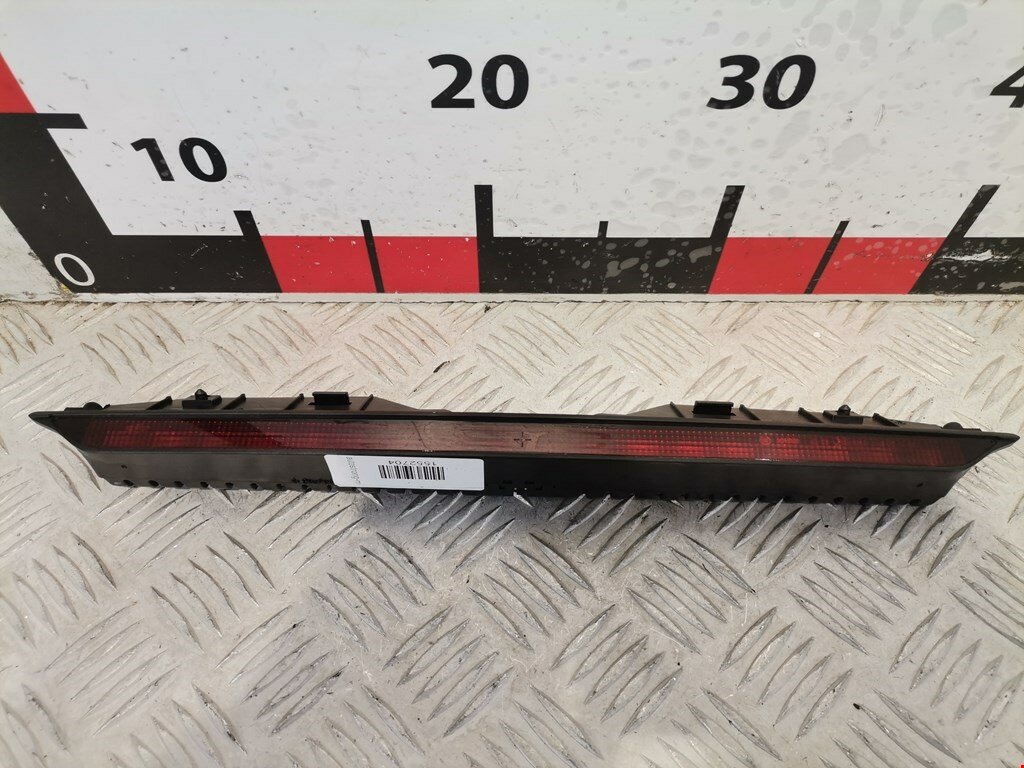 Фонарь дополнительный тормозной (стоп-сигнал) Ford Galaxy 1 1121559 арт. 1552704