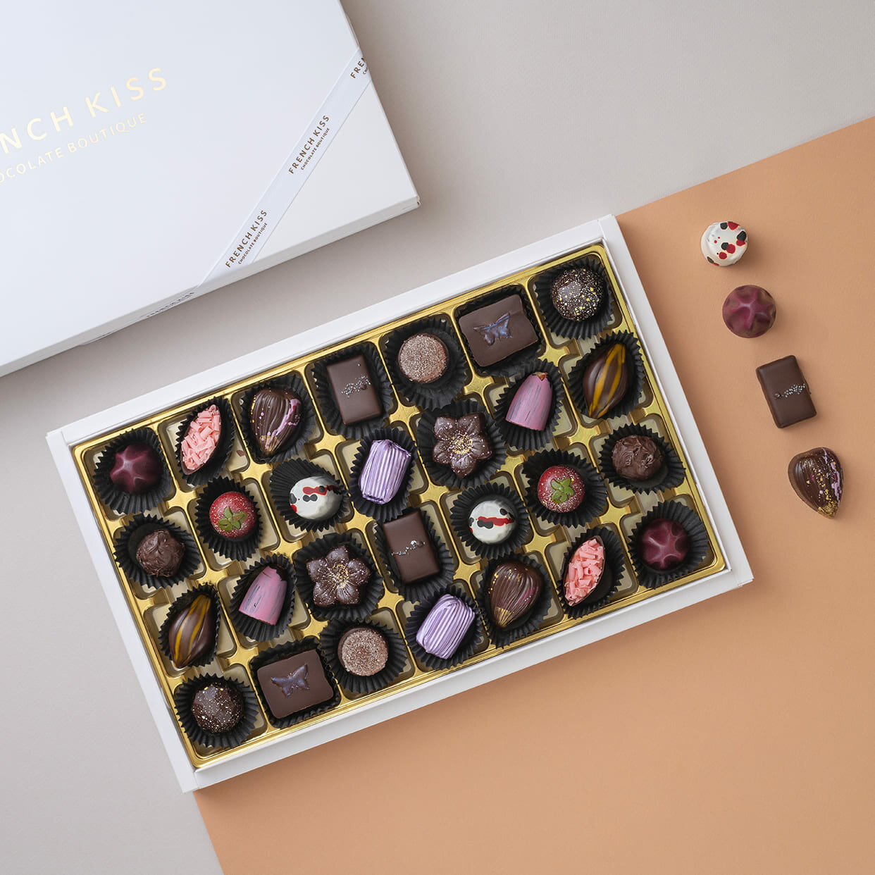 Подарочный шоколадный набор Frenchkiss, Мечта, 28 конфет ручной работы