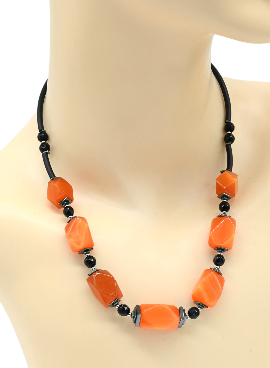 Колье, кошачий глаз