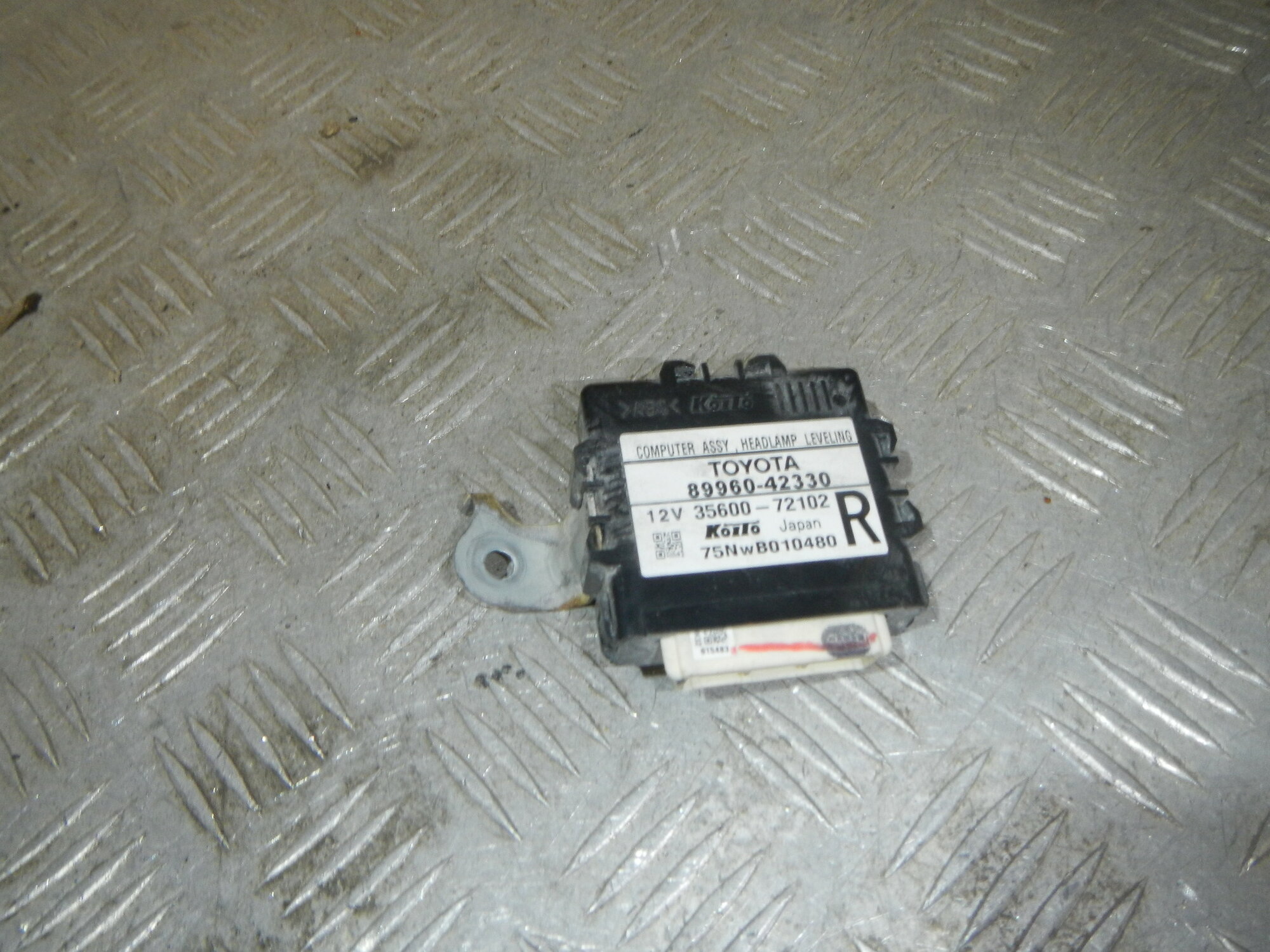 Б/У Блок управления светом, Toyota (Тойота)-RAV4 (13-) TOYOTA RAV4 (13-) Без видимых повреждений. 556845 TOYOTA арт. 899...