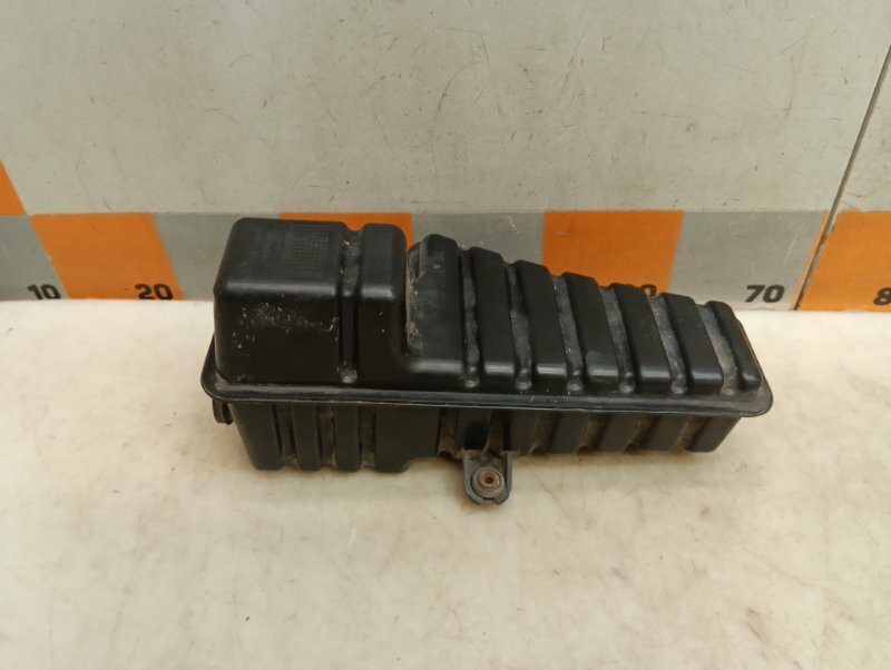 Б/У Резонатор воздушного фильтра SsangYong Actyon New, Actyon 2011 2, CK 358317 SSANG YONG арт. 2341034100