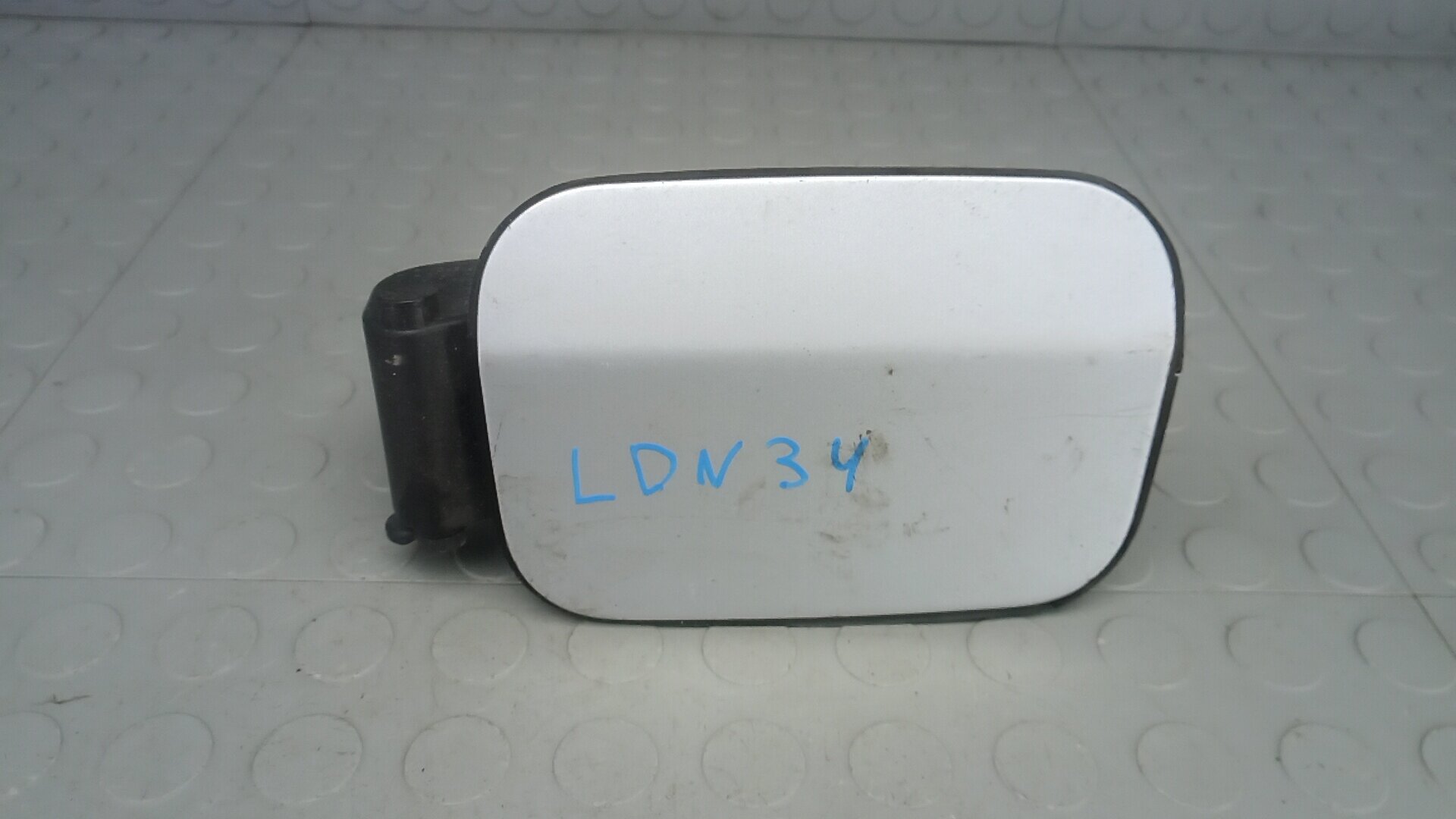 Лючок бака BMW 5 E60/E61