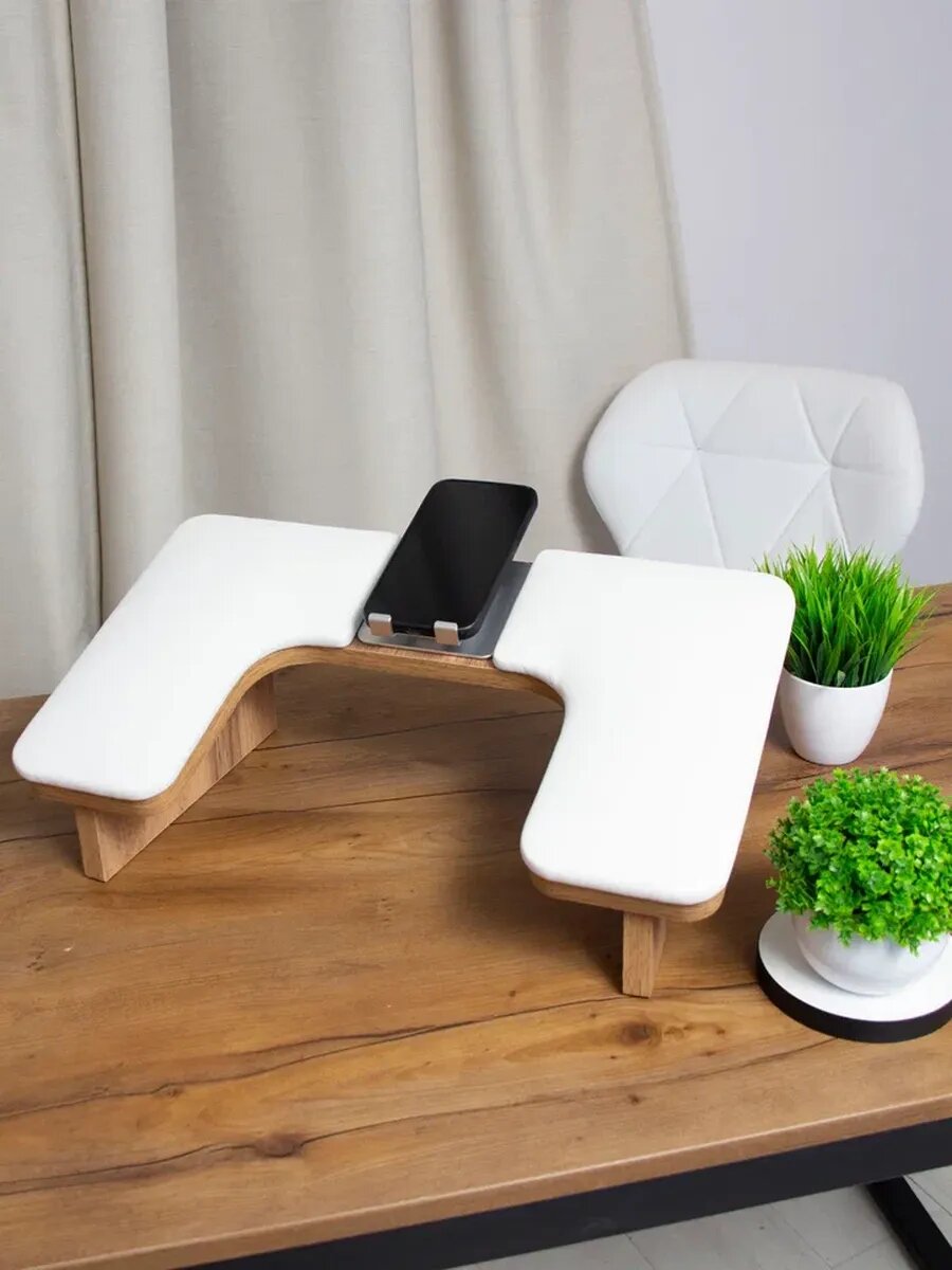 Маникюрная подставка для рук с держателем телефона