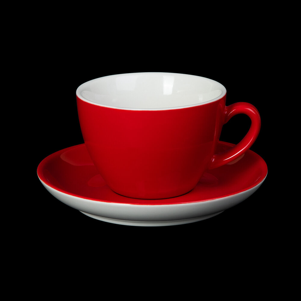 Чайная пара из фарфора 320 мл красная с блюдцем для дома