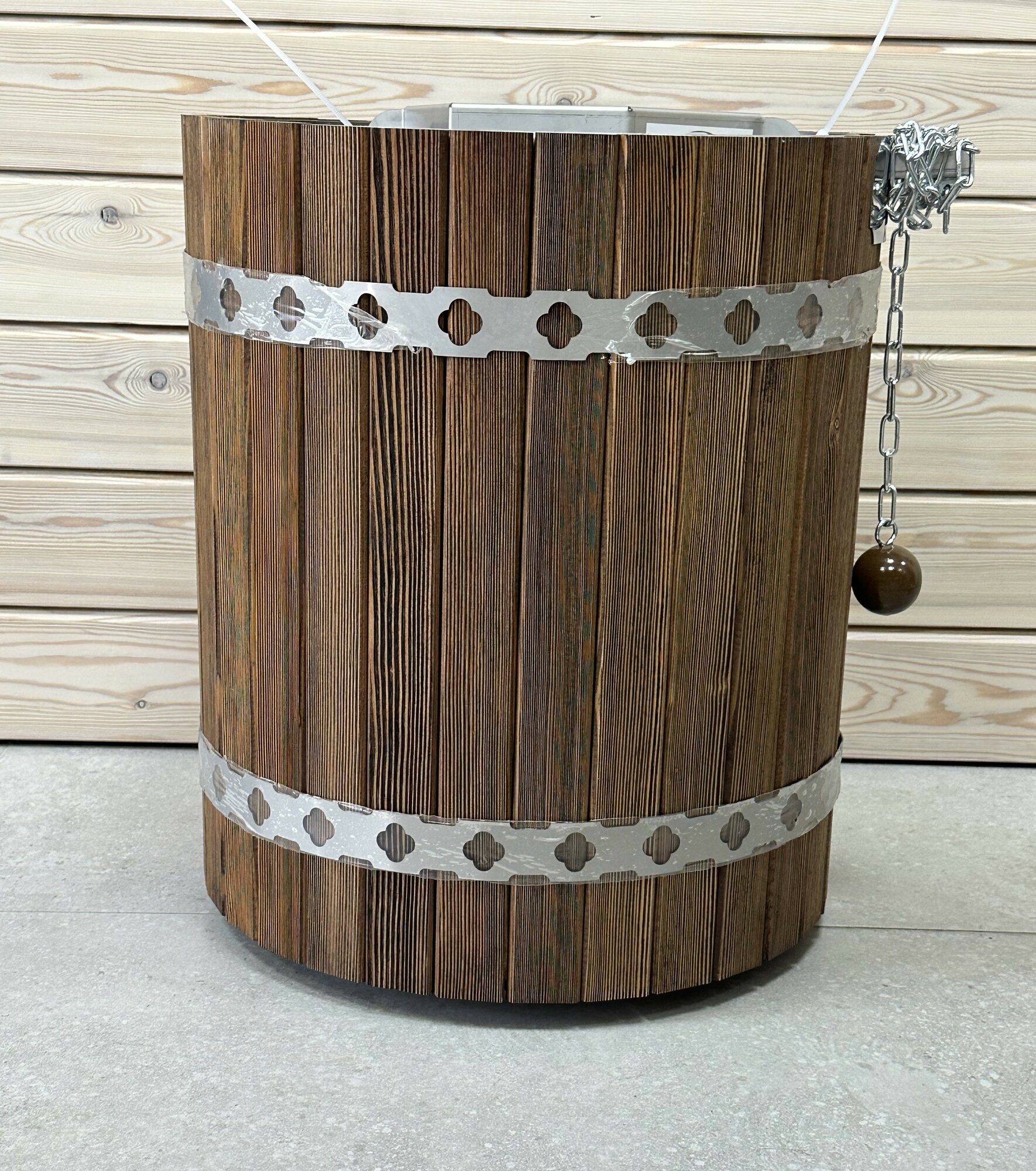 Обливное устройство для бани VVD Ливень деревянное обрамление «лиственница темная», 50л