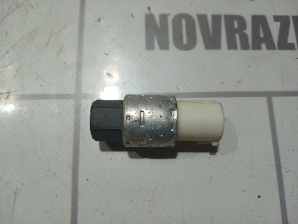 Датчик кондиционера Ford Focus 1 1998-2004