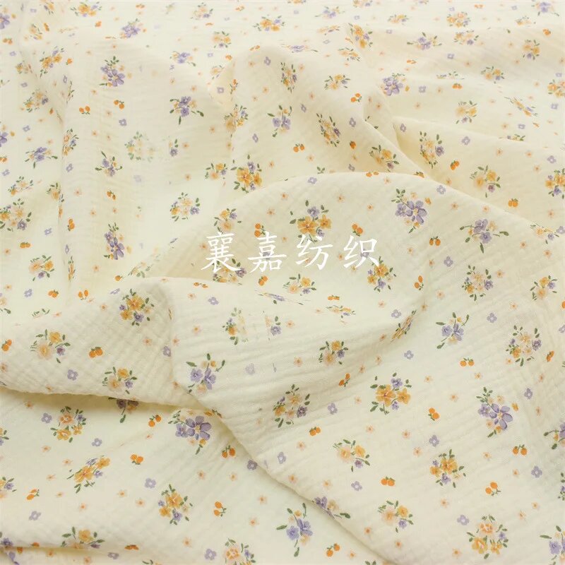 135x50 см новая двухслойная марлевая желтая подошва, маленькая детская хлопковая креповая ткань с цветочным принтом, для сна, пижамы, ткань для шитья младенцев