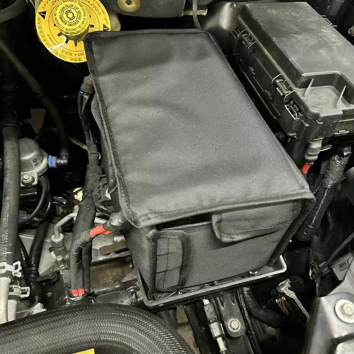 Всесезонный термозащитный чехол для аккумулятора автомобиля , термокейс, утеплитель, чехол на акб авто 315x175x190, Огнестойкий материал