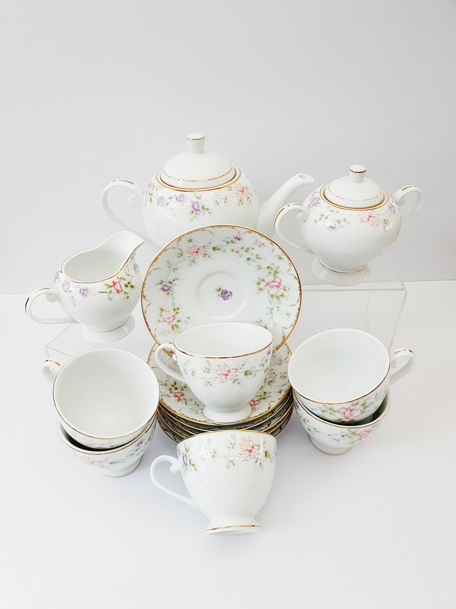 Чайный сервиз KAMILA 15 пр. Фарфор от Чешского дома Czech Gold Hands Bohemia.