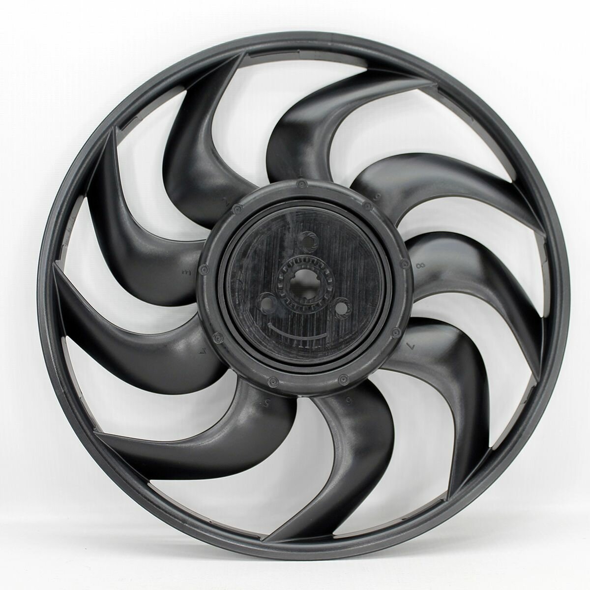 Крыльчатка вентилятора радиатора ВАЗ 2190 / Лада Гранта FL (907)