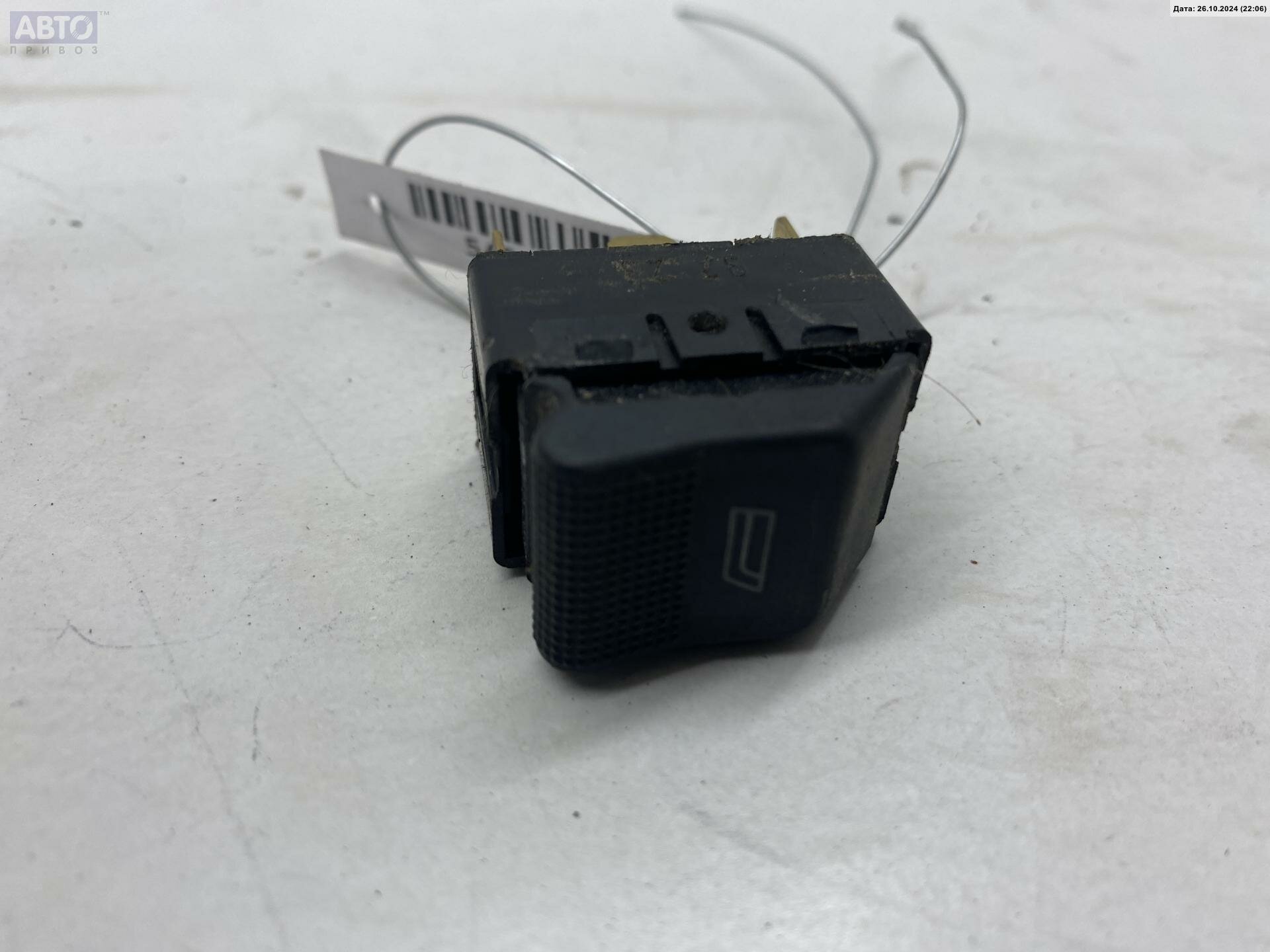 Кнопка стеклоподъемника переднего левого Audi A4 B5 (1994-2001)