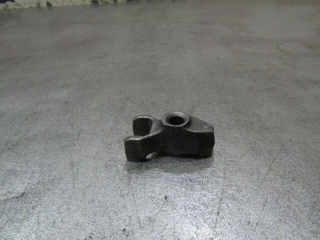 Прижим форсунки двигателя DCI11 Renault Premium