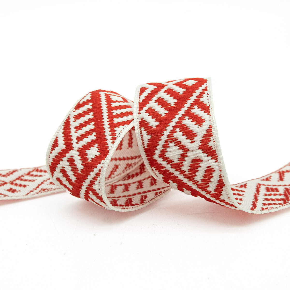 С3772Г17 Лента 'Славянский орнамент Оберег', рис.9467 24мм*25м (белый/красный)