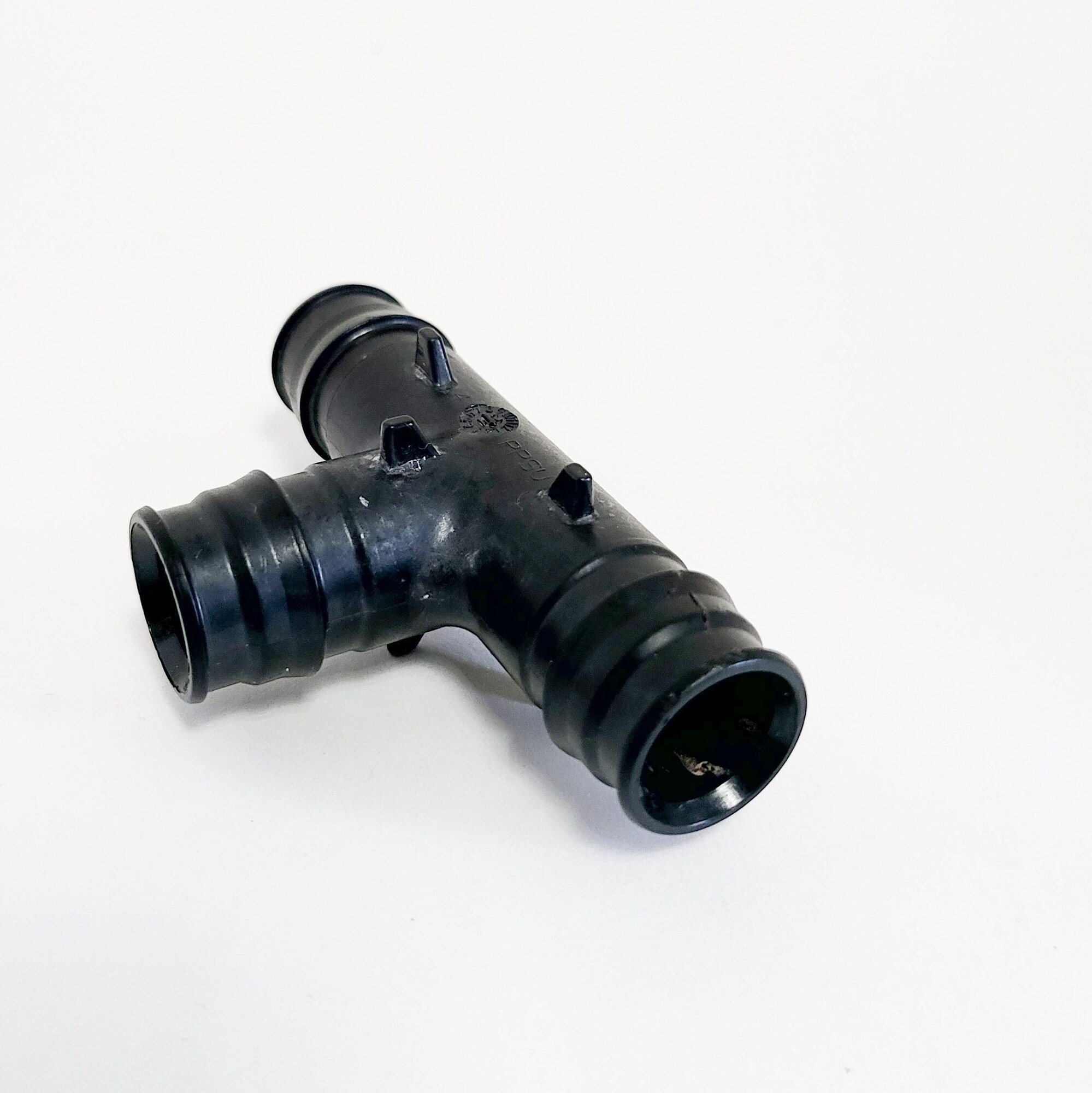 Тройник Uponor Q&E PPSU 20*20*20 (5 штук)