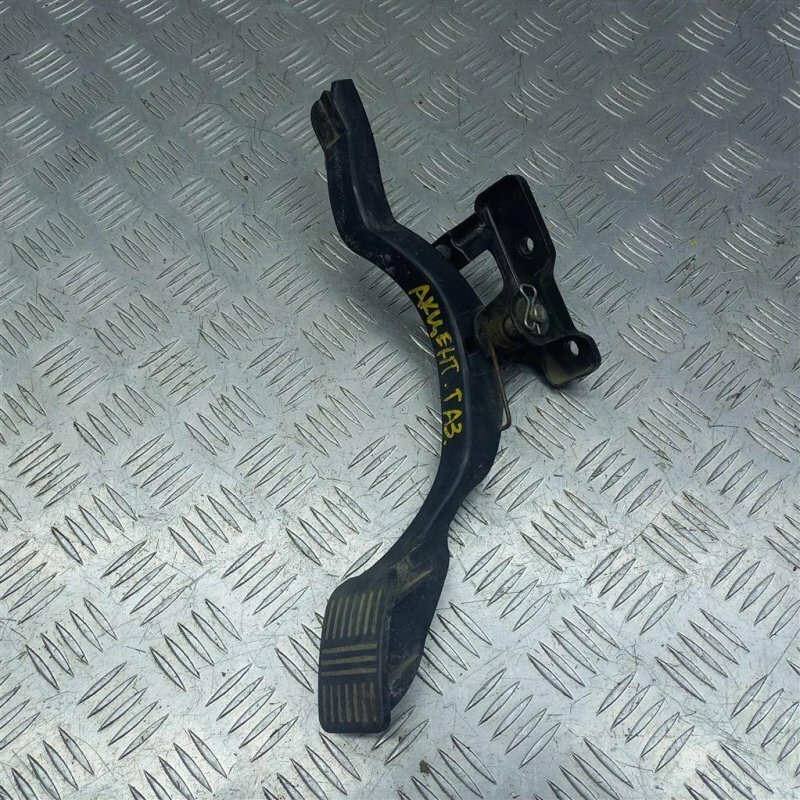 Б/У Педаль газа Hyundai Accent / Хендай Акцент 1.5 G4EB 90Л.С. 2005