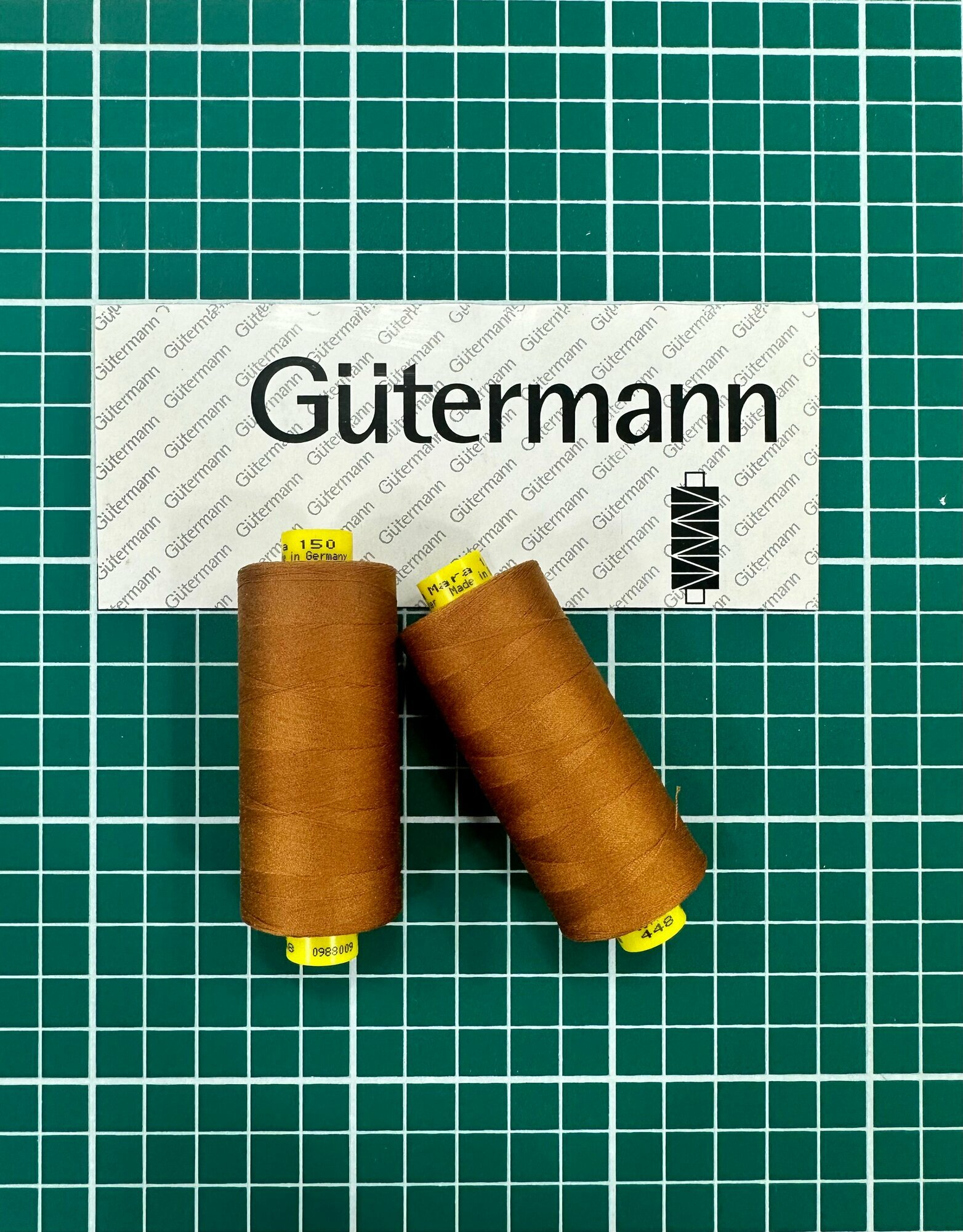 Gutermann Mara 150; col: 448 (1000 м) Нитки для шитья