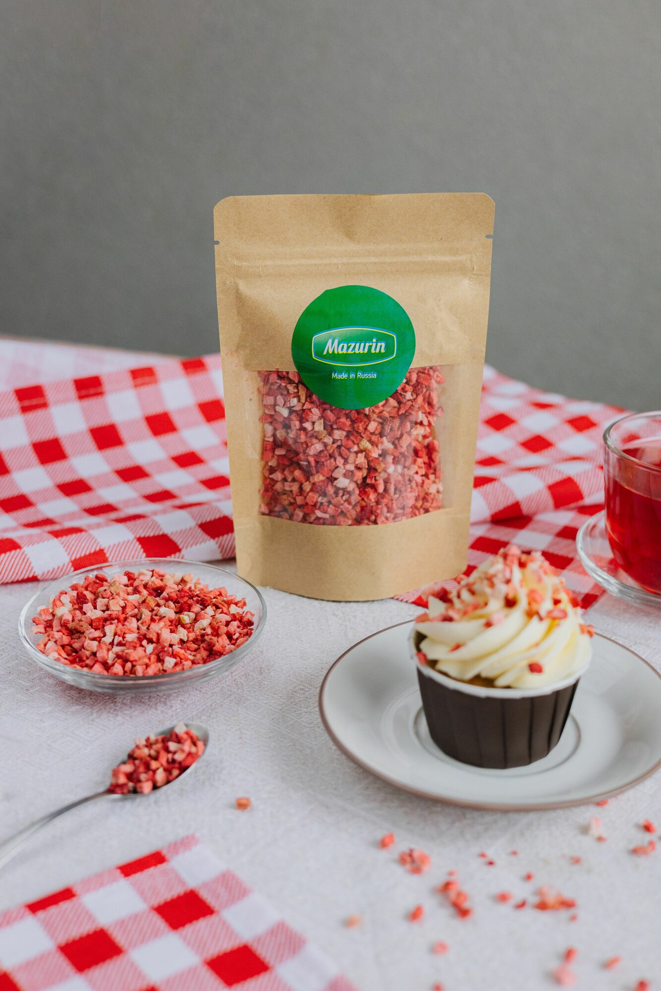 Mazurin Fruits & Berries Клубника сублимационной сушки, кусочки 1-5 мм, 20 г