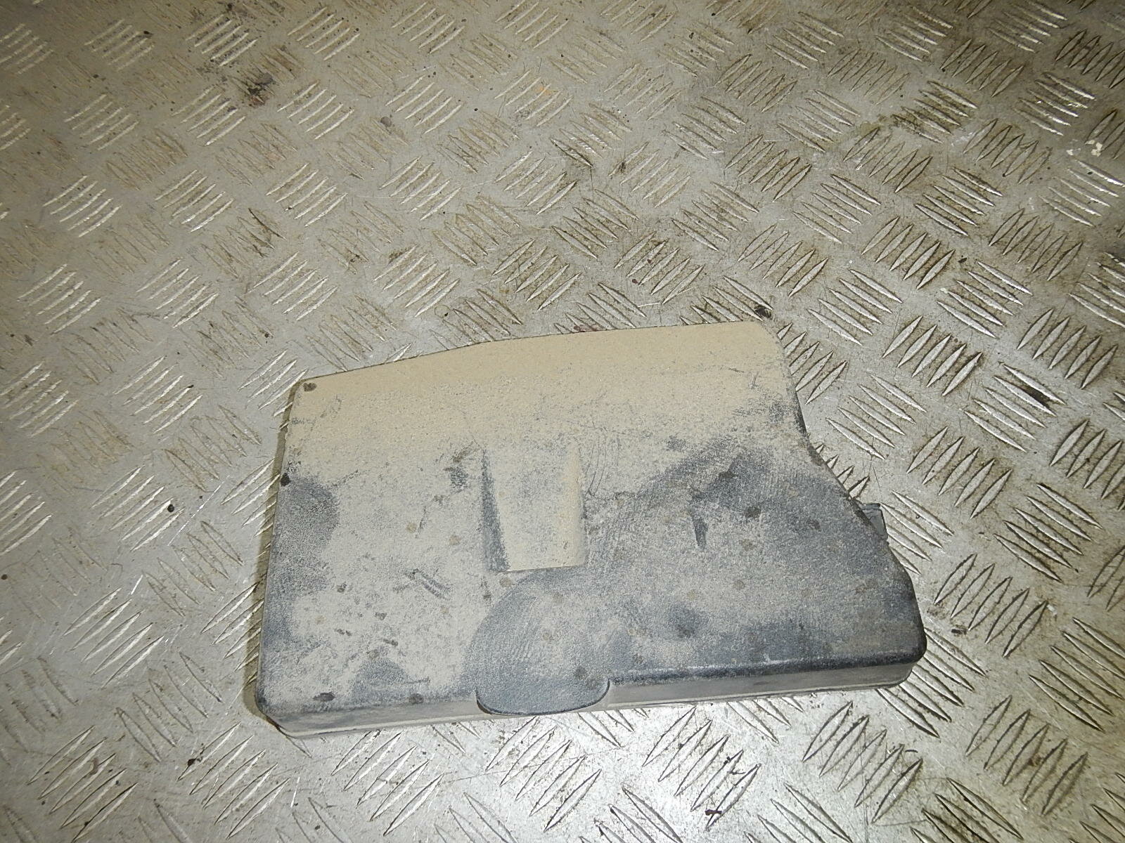 Б/У Крышка блока предохранителей, Toyota (Тойота)-COROLLA 150 (06-) TOYOTA COROLLA 150 (06-) Без видимых повреждений. 60...