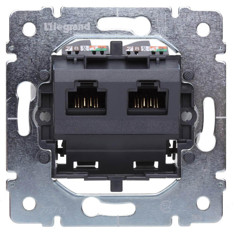 Розетка компьютерная Legrand Galea Life 2хRJ45 кат. 5Е UTP монтаж на захватах 775766