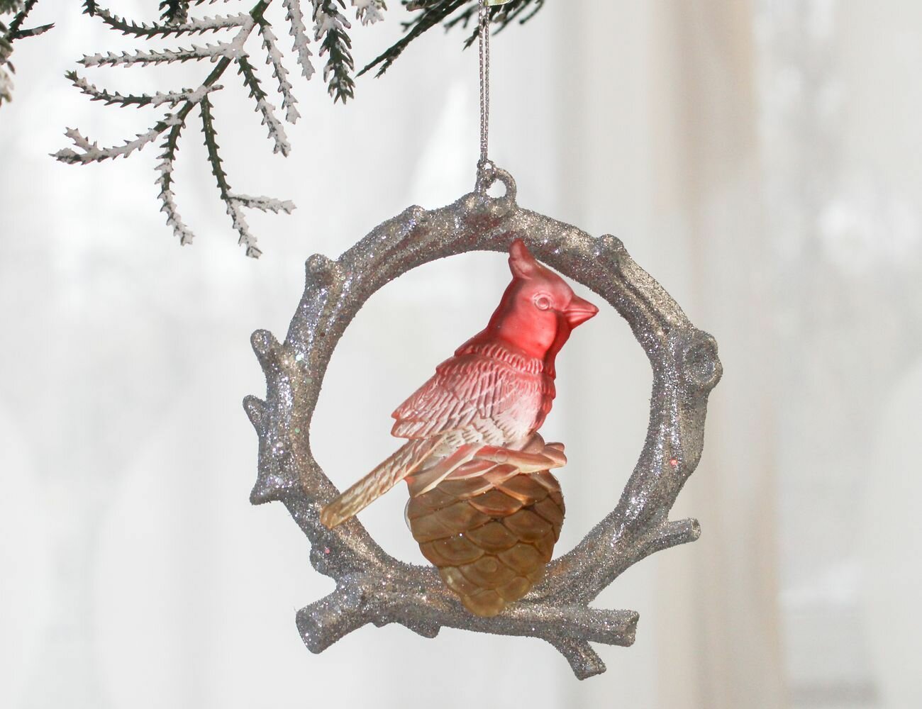 Ёлочное украшение-медальон лесной портрет С птичкой, красно-серебристый, 11 см, Forest Market 171085-1