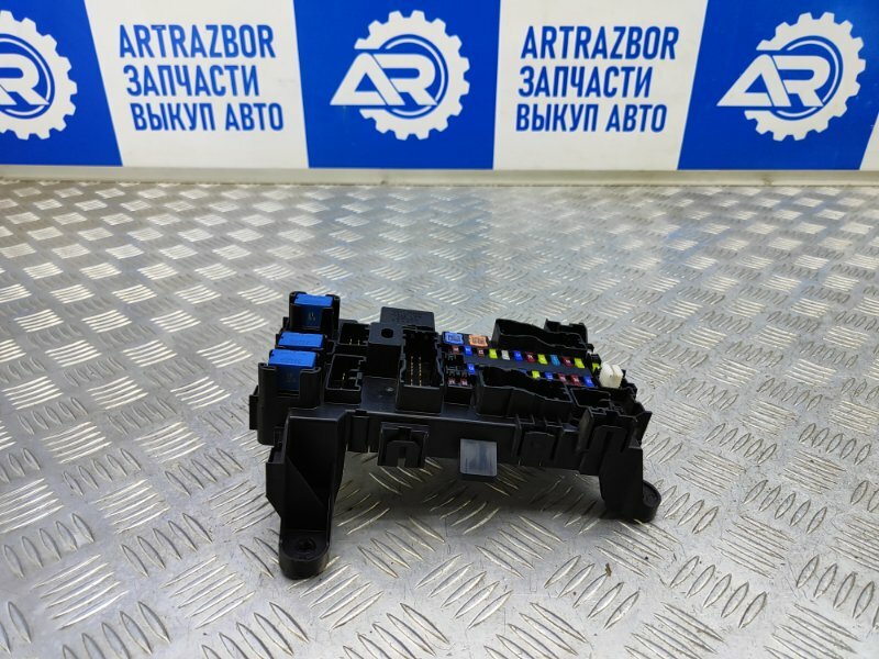 Б/У Блок предохранителей Suzuki Grand Vitara / Сузуки Гранд Витара 2.0 J20A 140 Л.С 2005