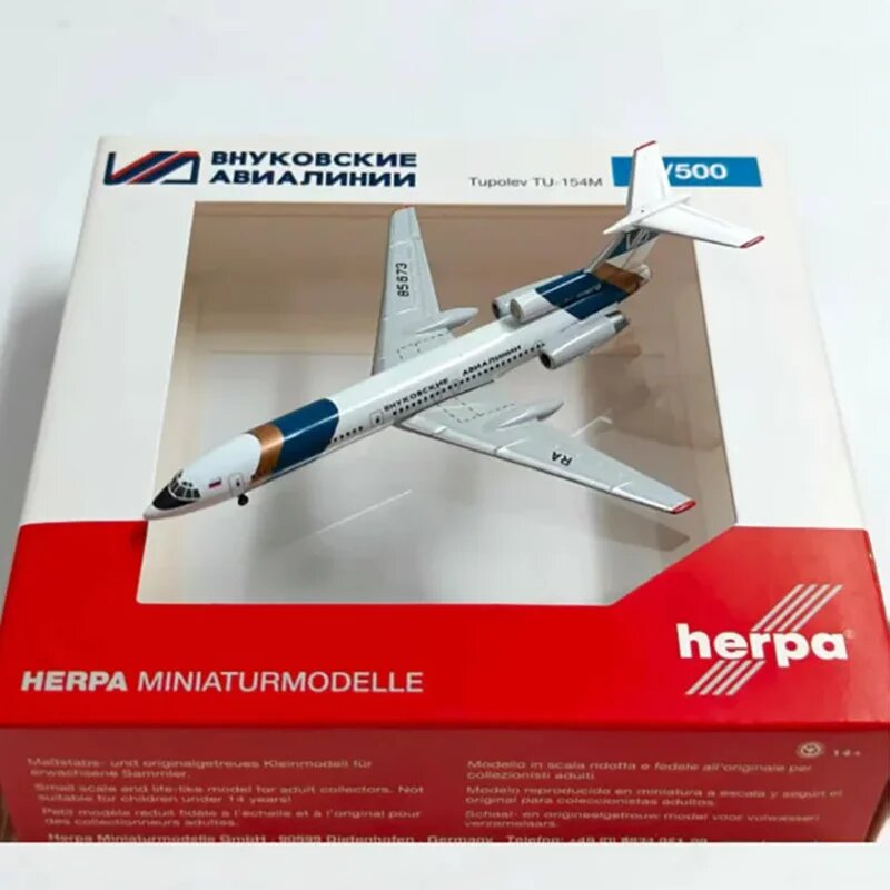 HYINUO металлический самолет Ту-154М масштаб 1:500