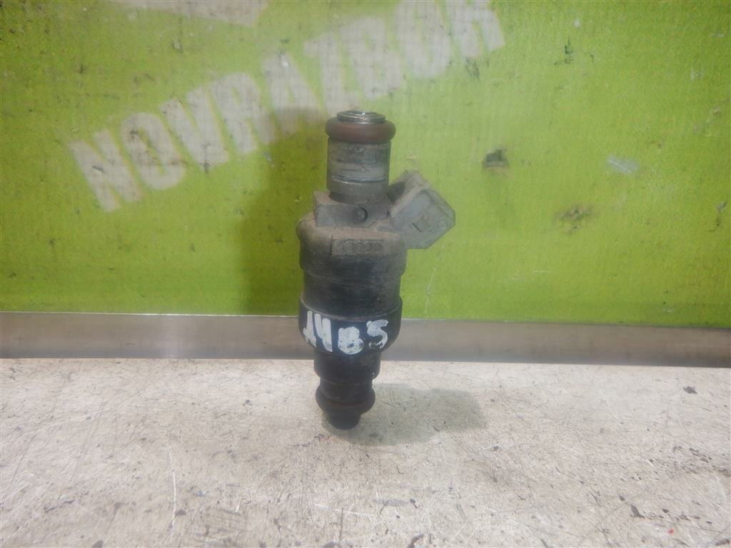 Форсунка инжекторная Audi A4 B5 94-00