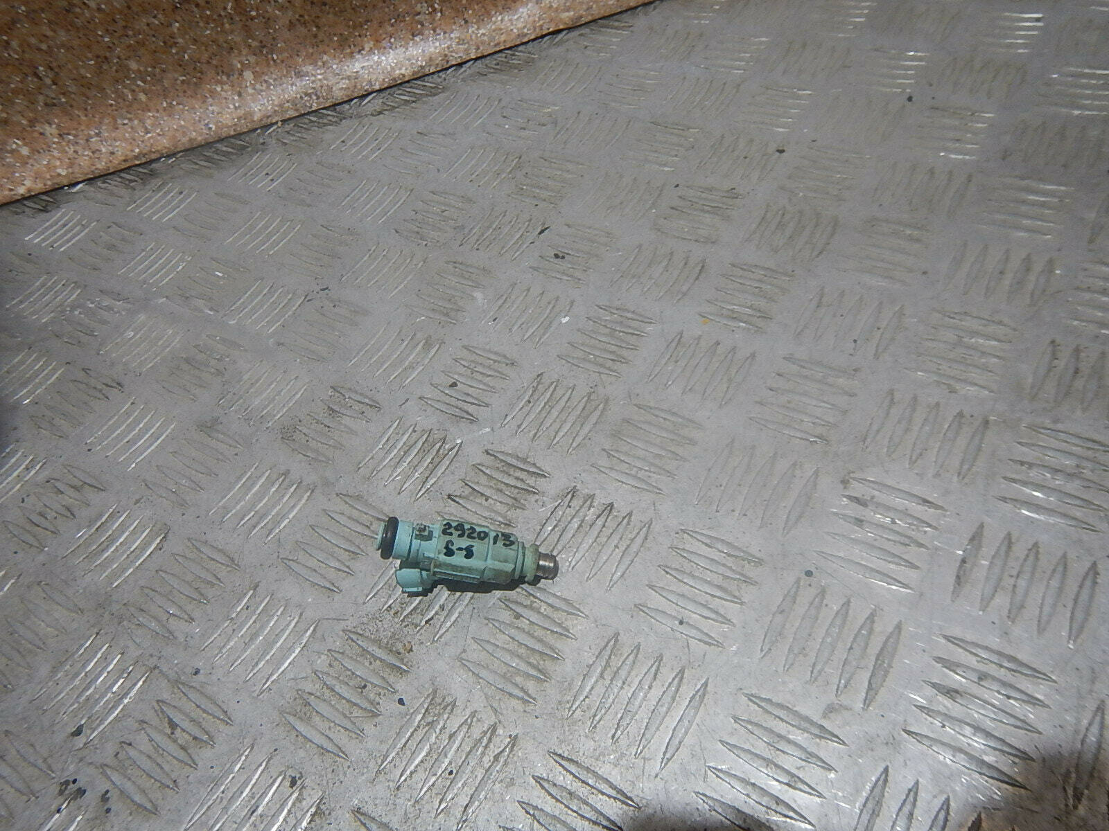 Б/У Форсунка инжекторная электрическая, Hyundai (Хендэ)-SOLARIS (10-) HYUNDAI SOLARIS (10-) Без повреждений. 292013 Hyun...